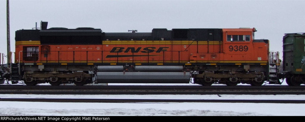 BNSF 9389